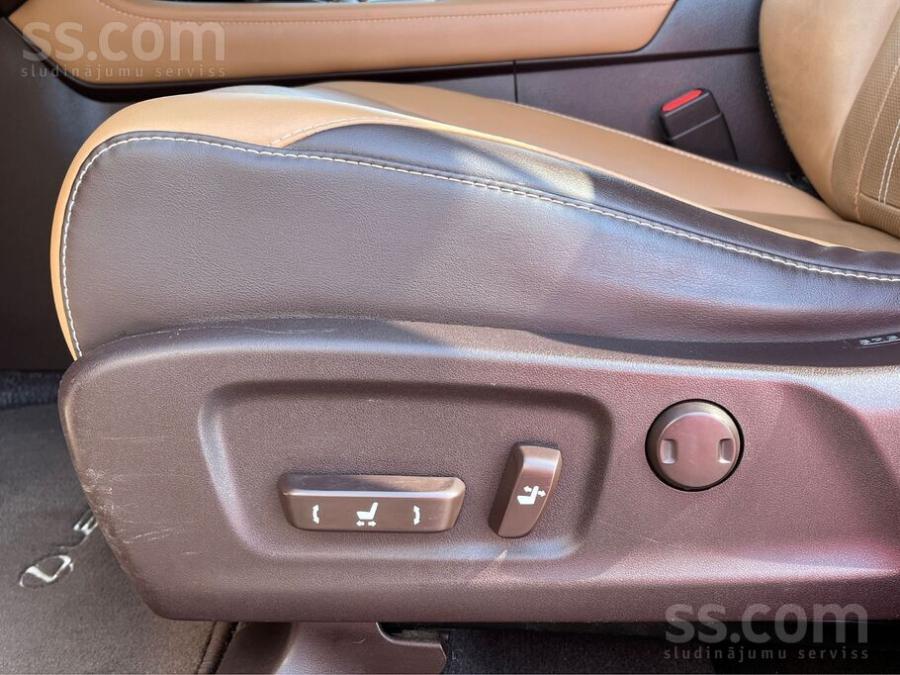 Brown Lexus RX 2019 in Riga, with an engine capacity of 3.50 L and mileage of 165 thousand km for 27200 €, photo 24 on AUTOMOTO.COM.LV