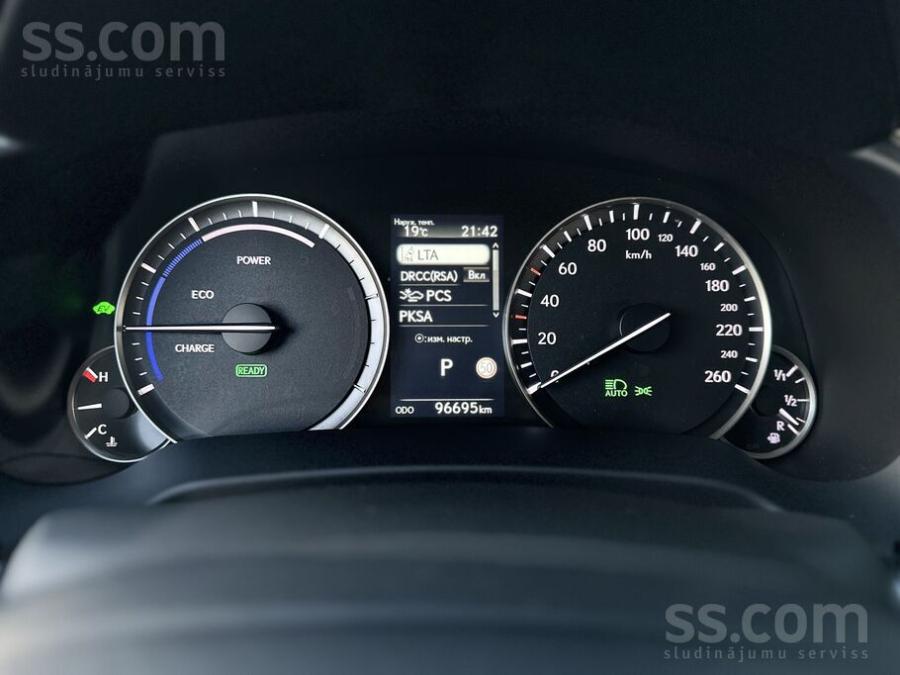 Brūns Lexus RX 2021 Rīga, ar dzinēja tilpumu 3.50 L un nobraukumu 97 tūkst. km par 39700 €, foto 8 vietnē AUTOMOTO.COM.LV