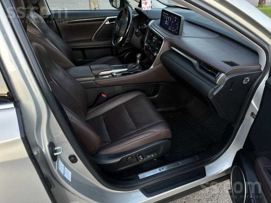 Brūns Lexus RX 2021 Rīga, ar dzinēja tilpumu 3.50 L un nobraukumu 97 tūkst. km par 39700 €, foto 19 vietnē AUTOMOTO.COM.LV