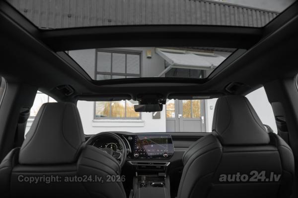 Brūns Lexus RX 2023 Tallina, ar dzinēja tilpumu 2.40 L un nobraukumu 46 tūkst. km par 69900 €, foto 3 vietnē AUTOMOTO.COM.LV