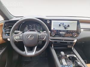 Brown Lexus RX 2024 in Riga, with an engine capacity of 2.50 L and mileage of 13 thousand km for 66500 €, photo 16 on AUTOMOTO.COM.LV