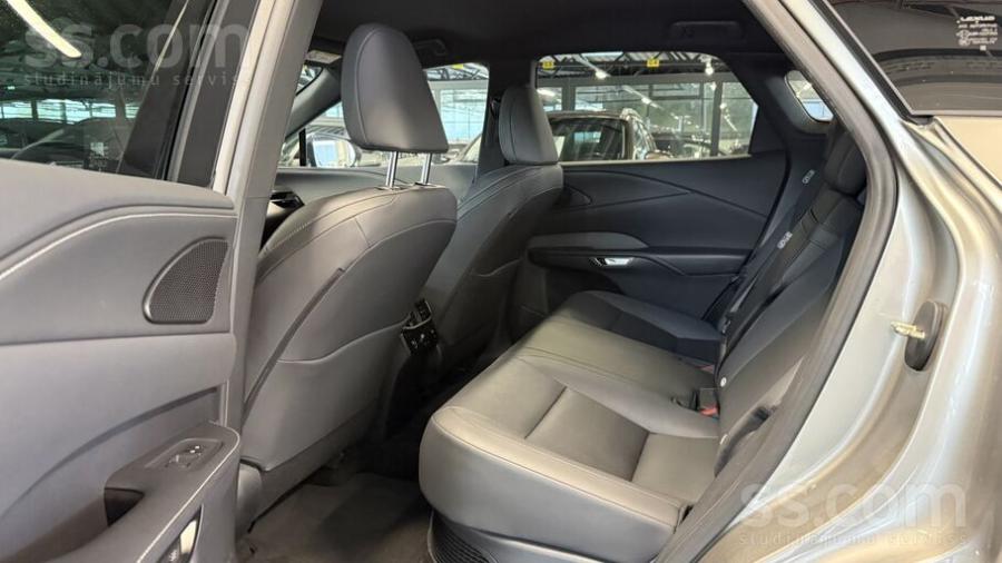 Brūns Lexus RX 2024 Rīga, ar dzinēja tilpumu 2.50 L un nobraukumu 87 tūkst. km par 52900 €, foto 16 vietnē AUTOMOTO.COM.LV