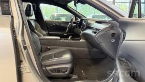 Brūns Lexus RX 2024 Rīga, ar dzinēja tilpumu 2.50 L un nobraukumu 87 tūkst. km par 52900 €, foto 20 vietnē AUTOMOTO.COM.LV