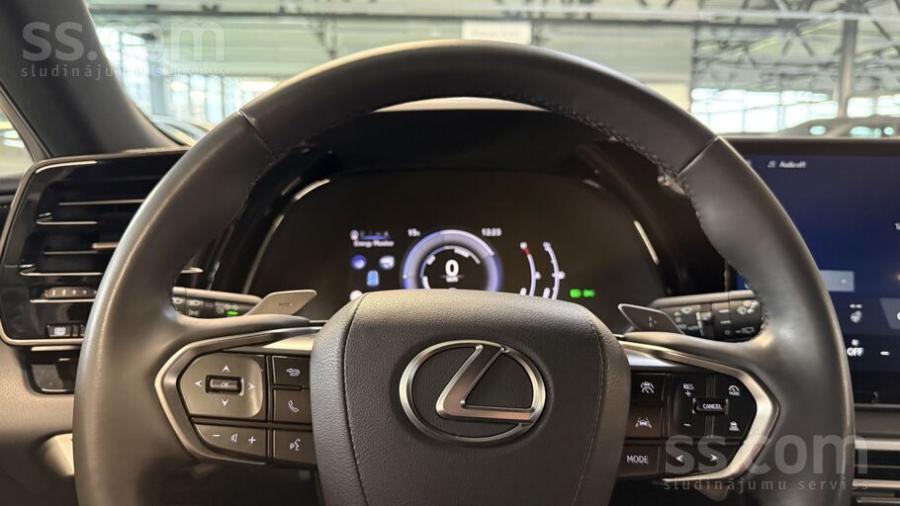 Brūns Lexus RX 2024 Rīga, ar dzinēja tilpumu 2.50 L un nobraukumu 87 tūkst. km par 52900 €, foto 23 vietnē AUTOMOTO.COM.LV