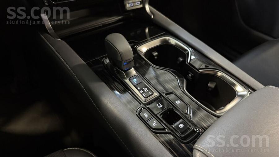 Brūns Lexus RX 2024 Rīga, ar dzinēja tilpumu 2.50 L un nobraukumu 87 tūkst. km par 52900 €, foto 27 vietnē AUTOMOTO.COM.LV