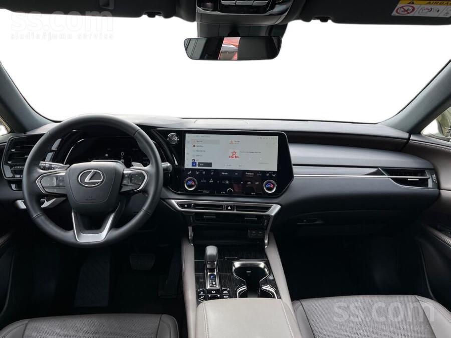 Brown Lexus RX 2025 in Riga, with an engine capacity of 2.50 L and mileage of 24 thousand km for 74000 €, photo 9 on AUTOMOTO.COM.LV