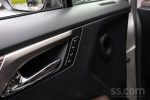Brown Lexus RX 2018 in Riga, with an engine capacity of 3.50 L and mileage of 290 thousand km for 25500 €, photo 9 on AUTOMOTO.COM.LV