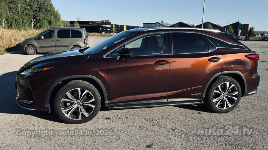 Brown Lexus RX 2020 in Tallinn, with an engine capacity of 3.50 L and mileage of 103 thousand km for 42000 €, photo 3 on AUTOMOTO.COM.LV