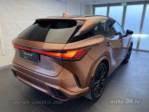 Brūns Lexus RX 2023 Tallina, ar dzinēja tilpumu 2.40 L un nobraukumu 44 tūkst. km par 79000 €, foto 7 vietnē AUTOMOTO.COM.LV
