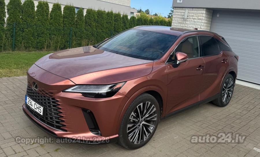 Brūns Lexus RX 2024 Tallina, ar dzinēja tilpumu 2.50 L un nobraukumu 24 tūkst. km par 78900 €, foto 1 vietnē AUTOMOTO.COM.LV
