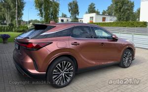 Brūns Lexus RX 2024 Tallina, ar dzinēja tilpumu 2.50 L un nobraukumu 24 tūkst. km par 78900 €, foto 4 vietnē AUTOMOTO.COM.LV