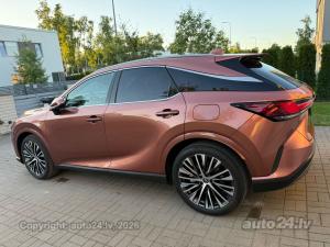 Brūns Lexus RX 2024 Tallina, ar dzinēja tilpumu 2.50 L un nobraukumu 24 tūkst. km par 78900 €, foto 6 vietnē AUTOMOTO.COM.LV