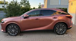Brūns Lexus RX 2024 Tallina, ar dzinēja tilpumu 2.50 L un nobraukumu 24 tūkst. km par 78900 €, foto 7 vietnē AUTOMOTO.COM.LV