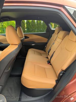 Brūns Lexus RX 2024 Tallina, ar dzinēja tilpumu 2.50 L un nobraukumu 24 tūkst. km par 78900 €, foto 11 vietnē AUTOMOTO.COM.LV
