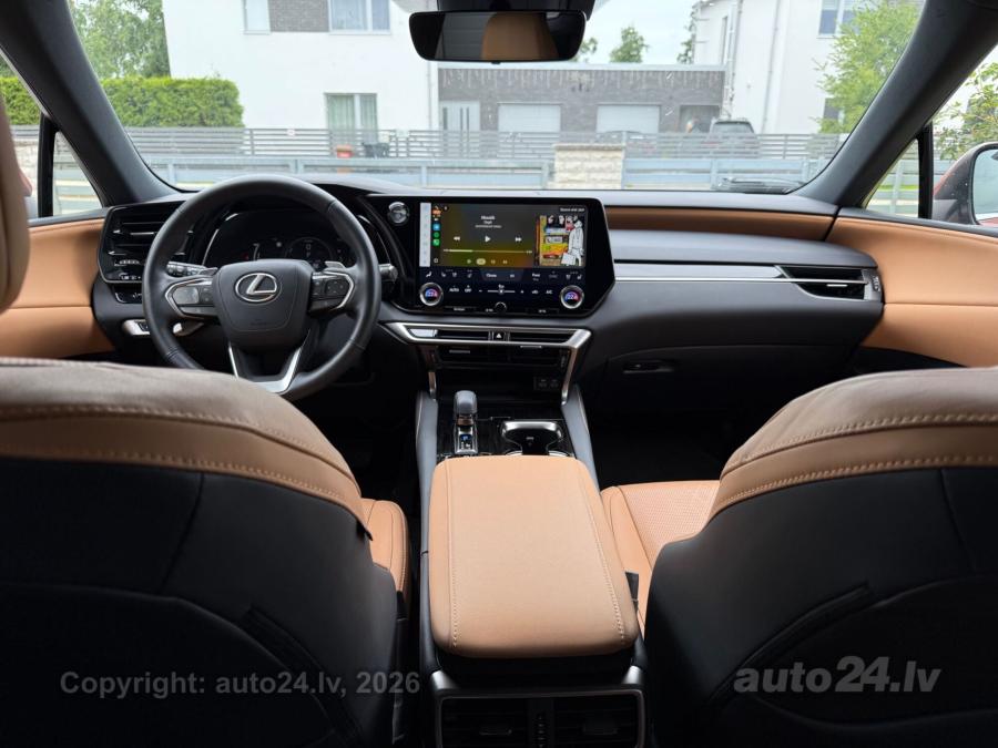 Brūns Lexus RX 2024 Tallina, ar dzinēja tilpumu 2.50 L un nobraukumu 24 tūkst. km par 78900 €, foto 16 vietnē AUTOMOTO.COM.LV