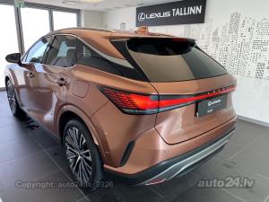 Brūns Lexus RX 2024 Tallina, ar dzinēja tilpumu 2.50 L un nobraukumu 25 tūkst. km par 72900 €, foto 3 vietnē AUTOMOTO.COM.LV
