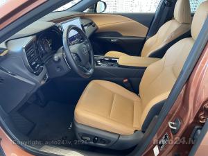 Brūns Lexus RX 2024 Tallina, ar dzinēja tilpumu 2.50 L un nobraukumu 25 tūkst. km par 72900 €, foto 10 vietnē AUTOMOTO.COM.LV