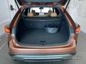 Brūns Lexus RX 2024 Tallina, ar dzinēja tilpumu 2.50 L un nobraukumu 25 tūkst. km par 72900 €, foto 13 vietnē AUTOMOTO.COM.LV