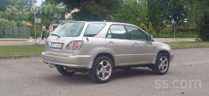 Lexus RX 2002 in Riga, with an engine capacity of 3.00 L and mileage of 375 thousand km for 2000 €, photo 5 on AUTOMOTO.COM.LV