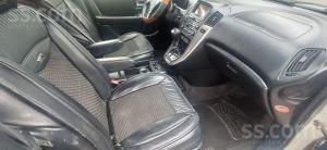 Lexus RX 2002 in Riga, with an engine capacity of 3.00 L and mileage of 375 thousand km for 2000 €, photo 8 on AUTOMOTO.COM.LV