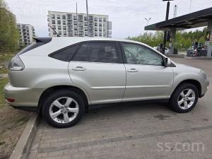 Lexus RX 2003 in Riga, with an engine capacity of 3.00 L and mileage of 253 thousand km for 4000 €, photo 5 on AUTOMOTO.COM.LV