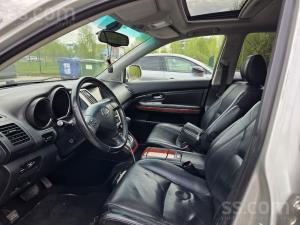 Lexus RX 2003 in Riga, with an engine capacity of 3.00 L and mileage of 253 thousand km for 4000 €, photo 9 on AUTOMOTO.COM.LV