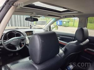Lexus RX 2003 in Riga, with an engine capacity of 3.00 L and mileage of 253 thousand km for 4000 €, photo 12 on AUTOMOTO.COM.LV