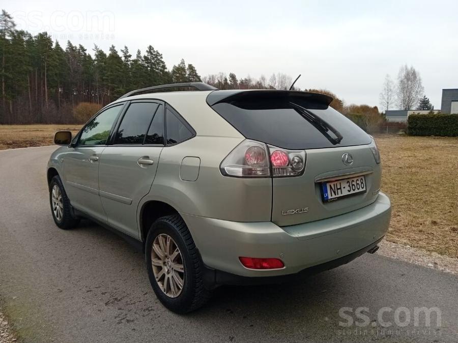 Lexus RX 2004 in Riga, with an engine capacity of 3.00 L and mileage of 223 thousand km for 5350 €, photo 7 on AUTOMOTO.COM.LV