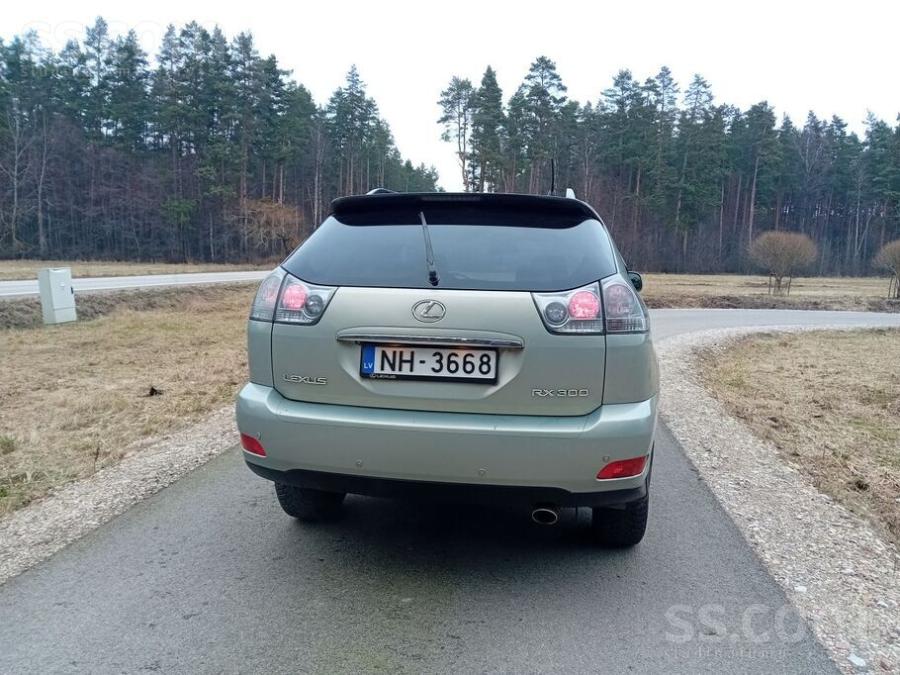 Lexus RX 2004 in Riga, with an engine capacity of 3.00 L and mileage of 222 thousand km for 6700 €, photo 7 on AUTOMOTO.COM.LV