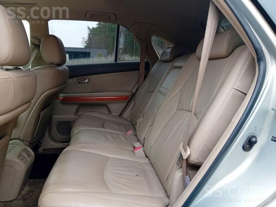 Lexus RX 2004 in Riga, with an engine capacity of 3.00 L and mileage of 222 thousand km for 6700 €, photo 9 on AUTOMOTO.COM.LV