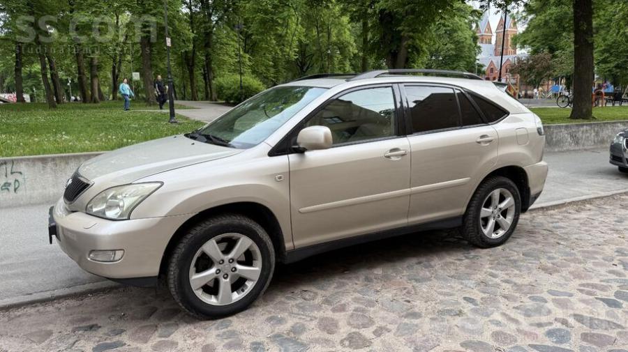 Lexus RX 2006 in Riga, with an engine capacity of 3.50 L and mileage of 226 thousand km for 6100 €, photo 1 on AUTOMOTO.COM.LV