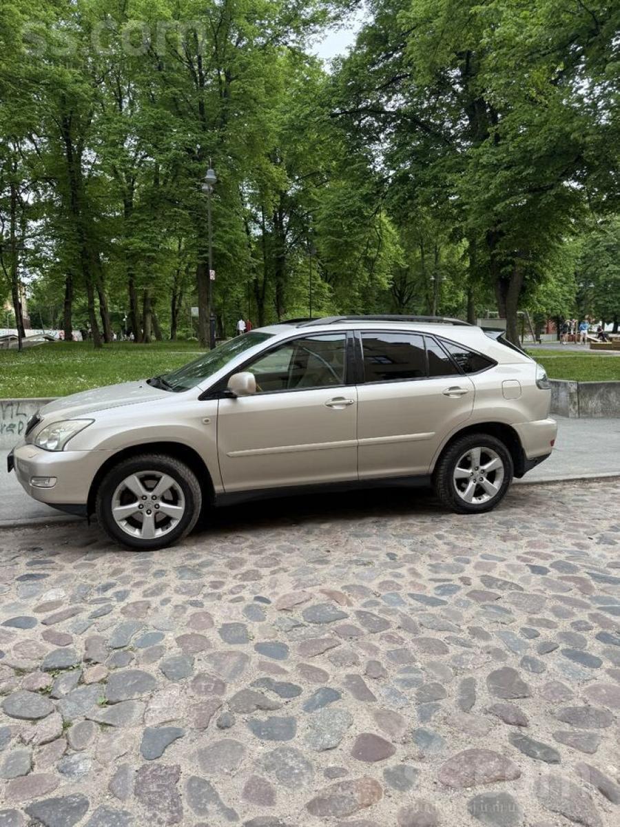 Lexus RX 2006 in Riga, with an engine capacity of 3.50 L and mileage of 226 thousand km for 6100 €, photo 12 on AUTOMOTO.COM.LV