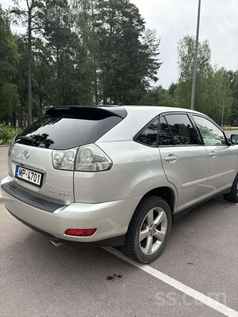 Lexus RX 2006 Daugavpils, ar dzinēja tilpumu 3.00 L un nobraukumu 278 tūkst. km par 3900 €, foto 1 vietnē AUTOMOTO.COM.LV