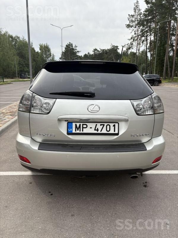 Lexus RX 2006 in Daugavpils, with an engine capacity of 3.00 L and mileage of 278 thousand km for 3900 €, photo 3 on AUTOMOTO.COM.LV
