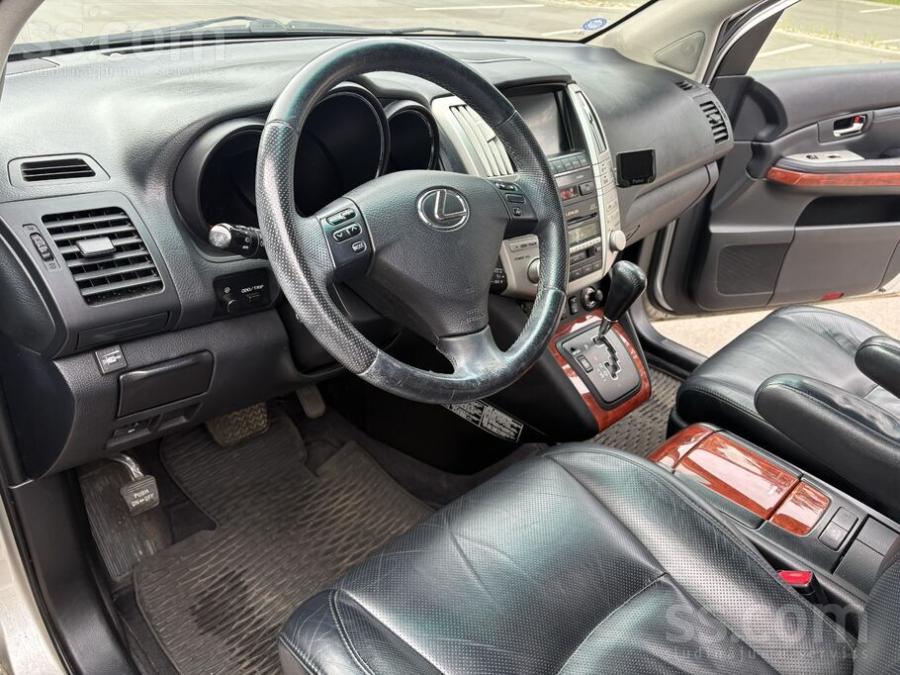 Lexus RX 2006 Daugavpils, ar dzinēja tilpumu 3.00 L un nobraukumu 278 tūkst. km par 3900 €, foto 9 vietnē AUTOMOTO.COM.LV