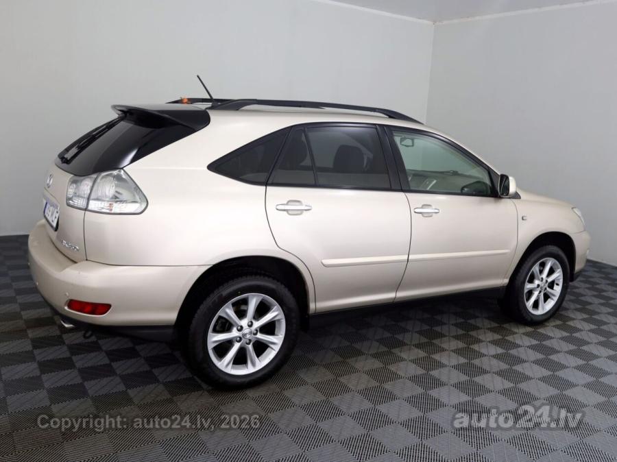 Lexus RX 2008 Tallina, ar dzinēja tilpumu 3.50 L un nobraukumu 234 tūkst. km par 3999 €, foto 4 vietnē AUTOMOTO.COM.LV