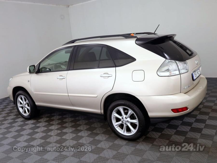 Lexus RX 2008 Tallina, ar dzinēja tilpumu 3.50 L un nobraukumu 234 tūkst. km par 3999 €, foto 5 vietnē AUTOMOTO.COM.LV