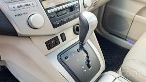 Lexus RX 2008 in Riga, with an engine capacity of 3.30 L and mileage of 228 thousand km for 7900 €, photo 21 on AUTOMOTO.COM.LV