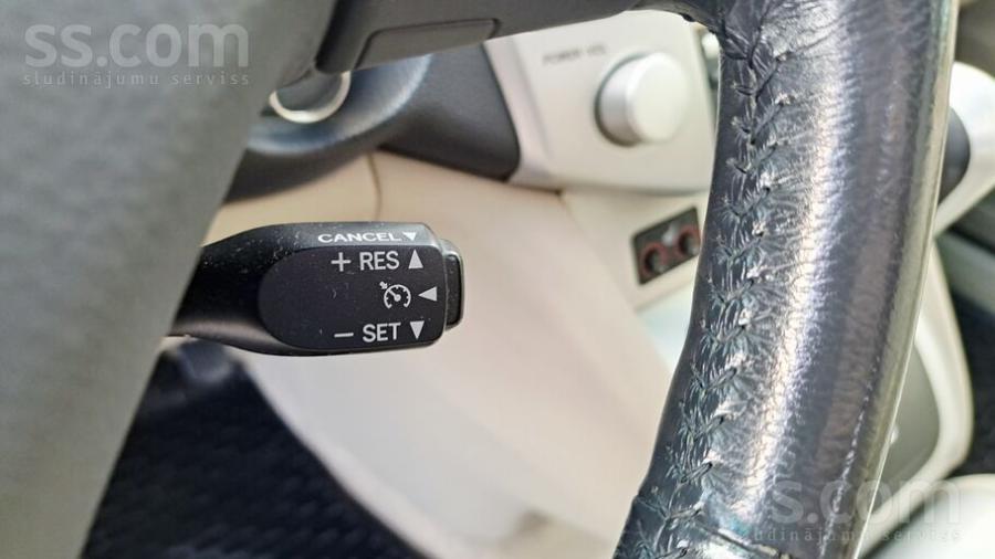 Lexus RX 2008 in Riga, with an engine capacity of 3.30 L and mileage of 228 thousand km for 7900 €, photo 25 on AUTOMOTO.COM.LV