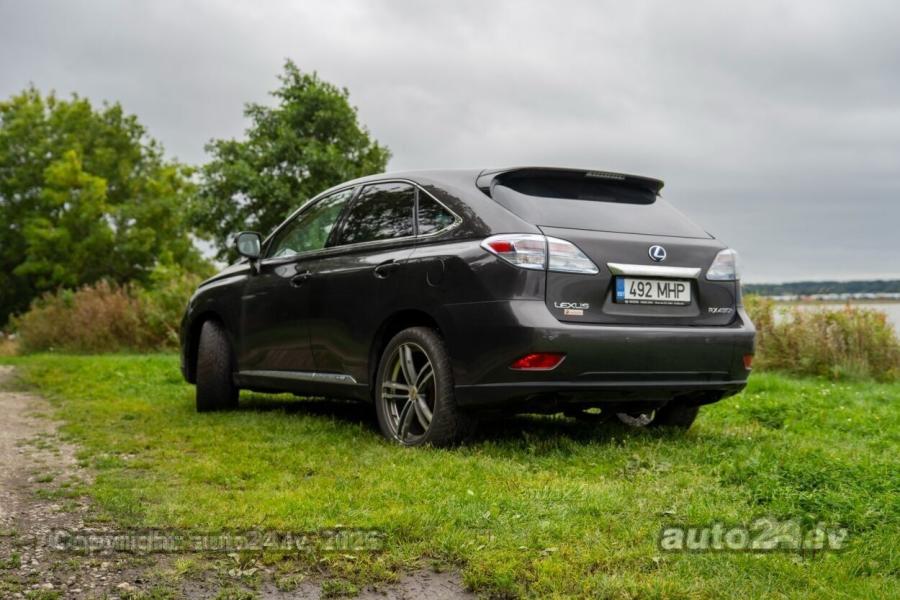 Lexus RX 2009 Tallina, ar dzinēja tilpumu 3.50 L un nobraukumu 182 tūkst. km par 10777 €, foto 2 vietnē AUTOMOTO.COM.LV