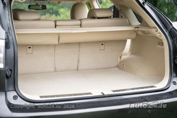 Lexus RX 2009 Tallina, ar dzinēja tilpumu 3.50 L un nobraukumu 182 tūkst. km par 10777 €, foto 11 vietnē AUTOMOTO.COM.LV