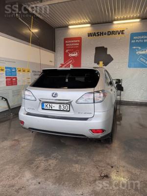 Lexus RX 2009 in Riga, with an engine capacity of 3.50 L and mileage of 289 thousand km for 9500 €, photo 3 on AUTOMOTO.COM.LV
