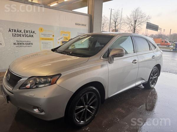Lexus RX 2009 Rīga, ar dzinēja tilpumu 3.50 L un nobraukumu 289 tūkst. km par 9500 €, foto 4 vietnē AUTOMOTO.COM.LV