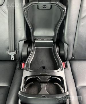Lexus RX 2009 in Riga, with an engine capacity of 3.50 L and mileage of 289 thousand km for 9500 €, photo 7 on AUTOMOTO.COM.LV