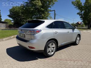 Lexus RX 2009 in Ogre, with an engine capacity of 3.50 L and mileage of 228 thousand km for 11000 €, photo 6 on AUTOMOTO.COM.LV