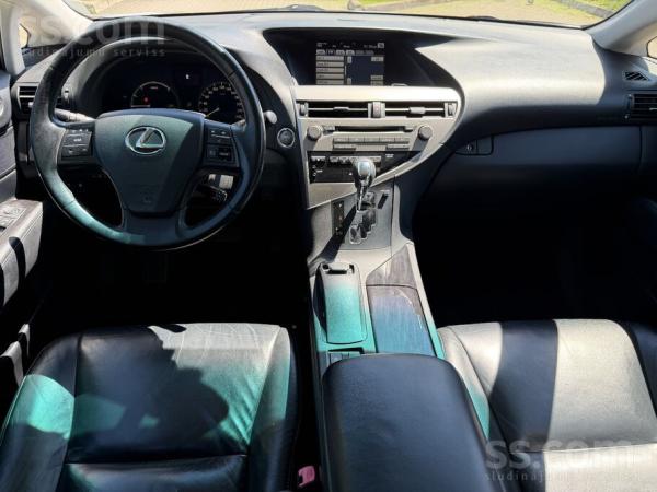 Lexus RX 2009 in Ogre, with an engine capacity of 3.50 L and mileage of 228 thousand km for 11000 €, photo 9 on AUTOMOTO.COM.LV