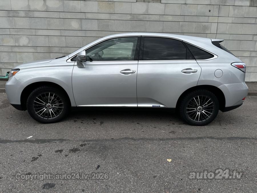 Lexus RX 2009 in Tallinn, with an engine capacity of 3.50 L and mileage of 127 thousand km for 13500 €, photo 5 on AUTOMOTO.COM.LV