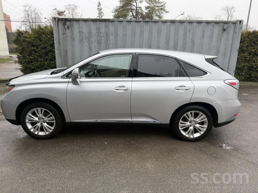 Lexus RX 2011 Jūrmala, ar dzinēja tilpumu 3.50 L un nobraukumu 235 tūkst. km par 10500 €, foto 4 vietnē AUTOMOTO.COM.LV