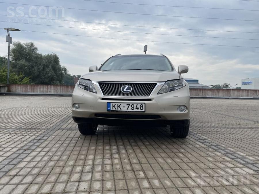 Lexus RX 2012 Rīga, ar dzinēja tilpumu 3.50 L un nobraukumu 227 tūkst. km par 10300 €, foto 4 vietnē AUTOMOTO.COM.LV