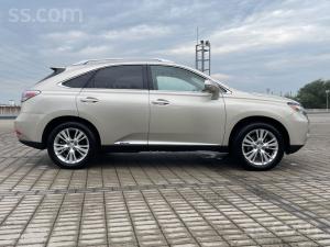 Lexus RX 2012 Rīga, ar dzinēja tilpumu 3.50 L un nobraukumu 227 tūkst. km par 10300 €, foto 6 vietnē AUTOMOTO.COM.LV
